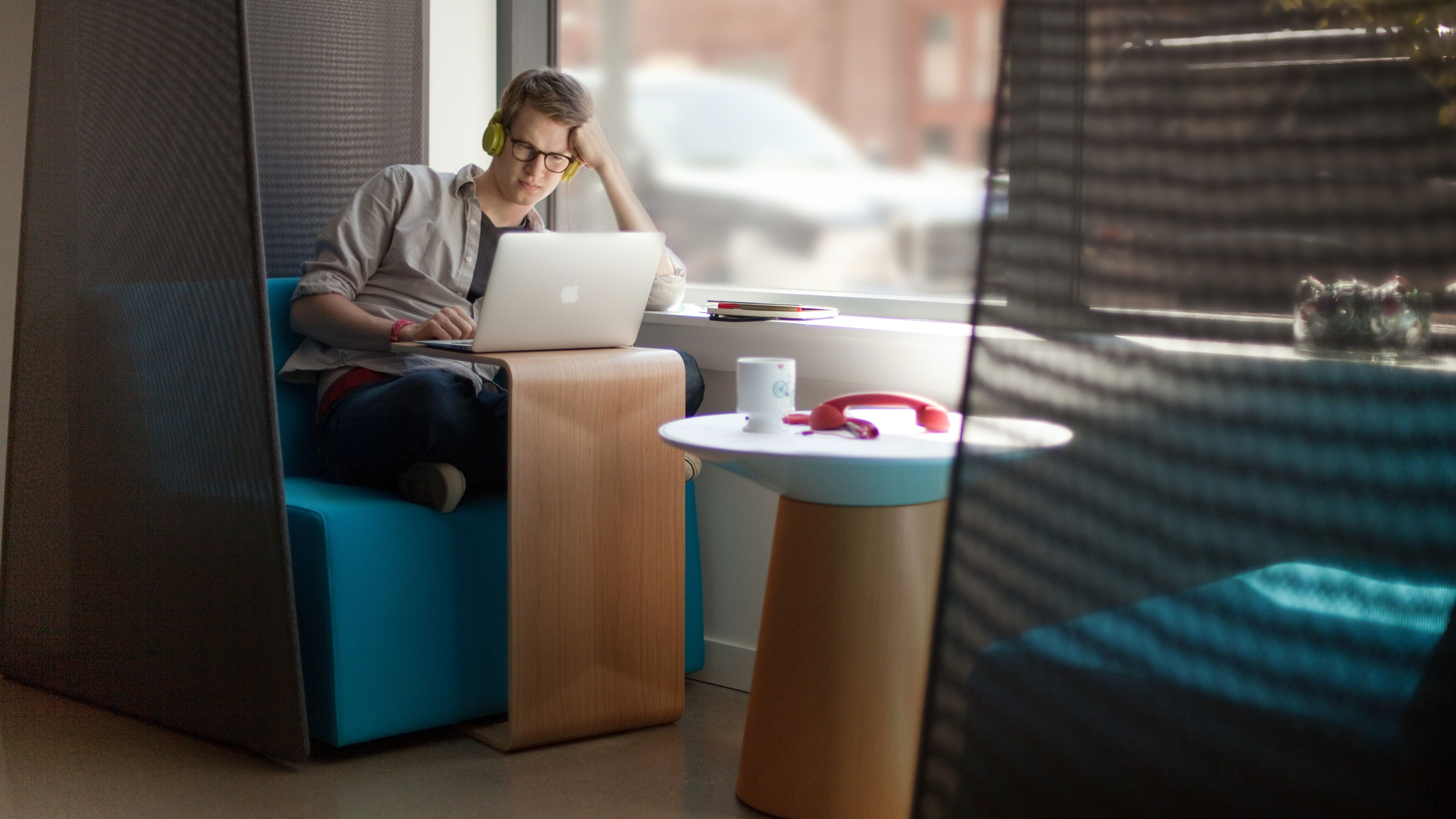 Campfire Screen - Young Office